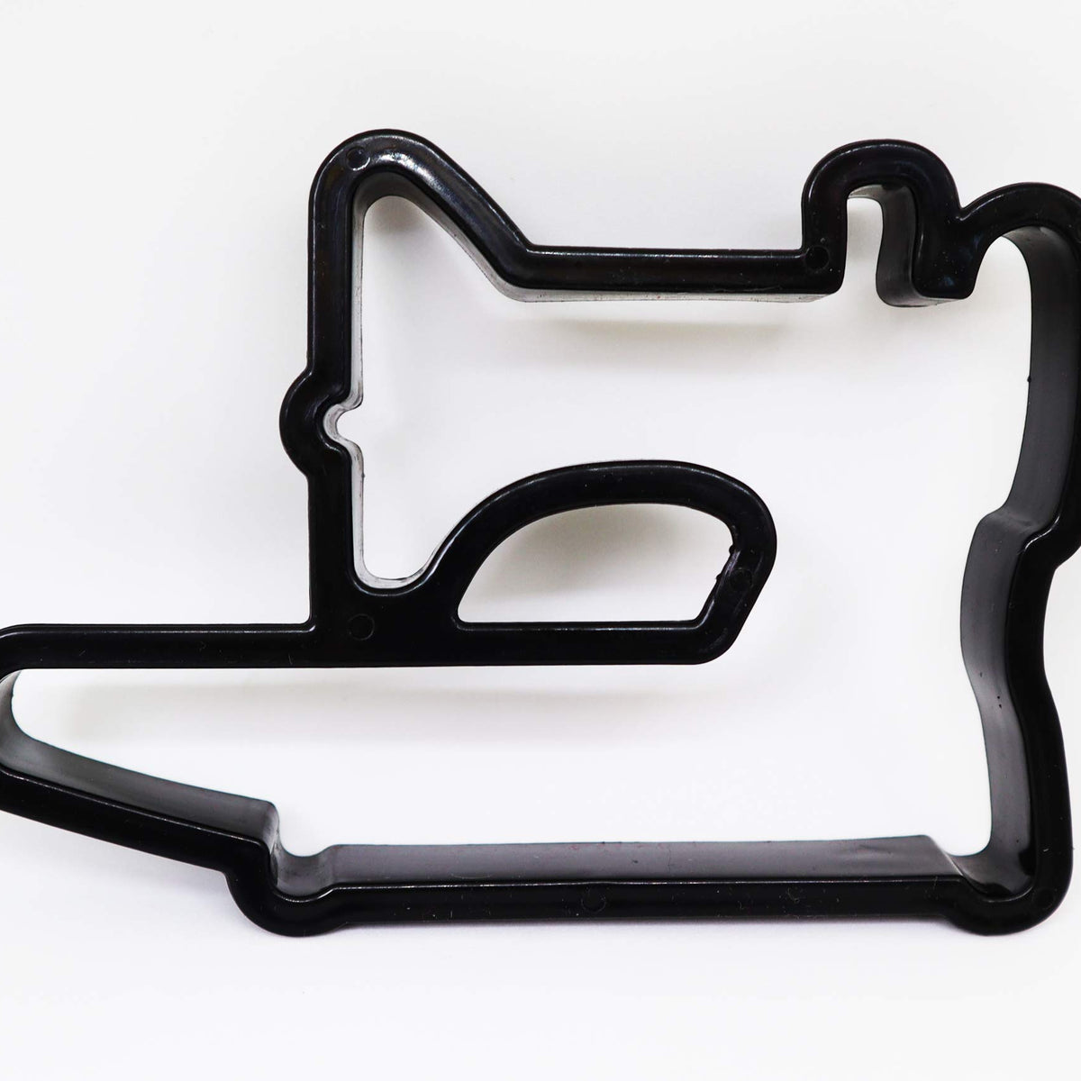 The Featherweight Shop Sewing Machine Cookie Cutter, 1 Size, Black ...