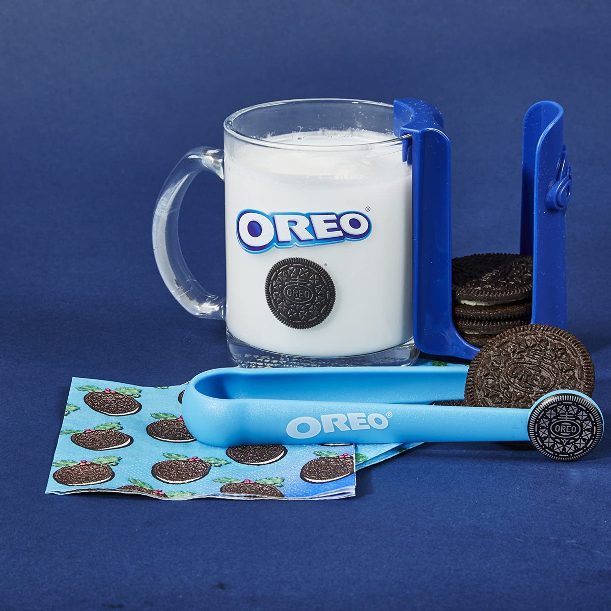 Oreo Ultimate Dunking Gift Set With Oreo Cookies, Glass Mug, Cookie Ho ...